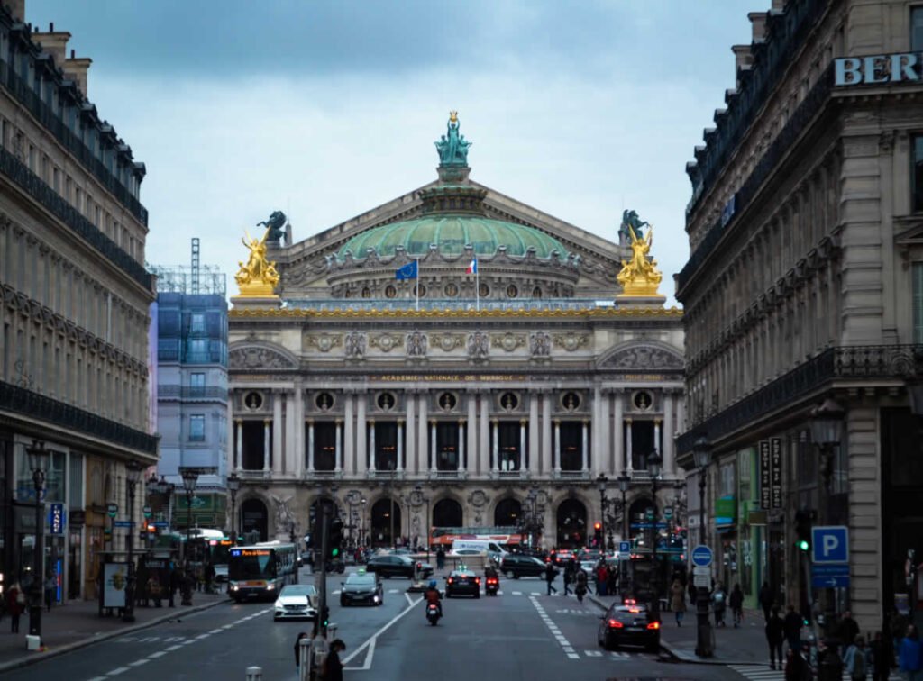 ¿Por qué París es conocido como "el destino más romántico del mundo ...